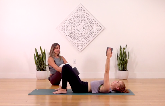 30 Minutes Full Body - Online Yoga Class - The Yoga Collective